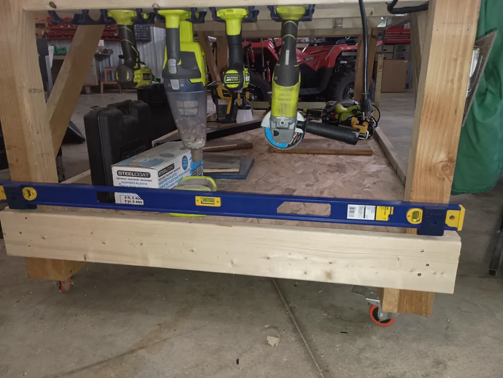 Workbench Level Hanger by Barn Dude - MakerWorld