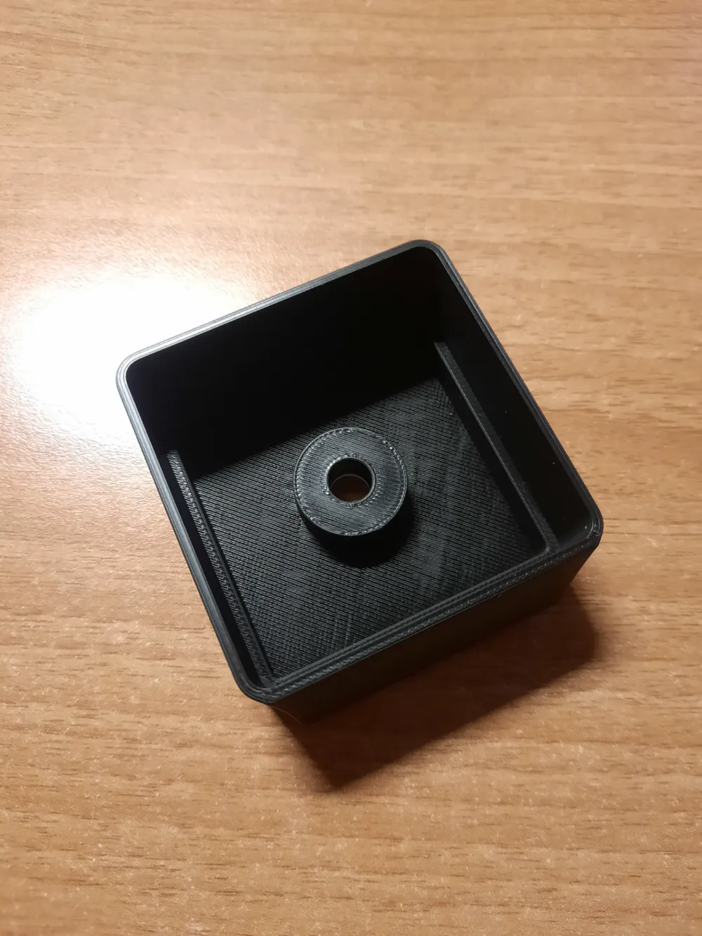 Small Desk Clock by Luke-Leek-98 - MakerWorld