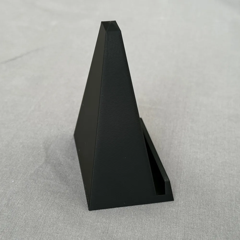 Pyramid Style / Theme Photo or Picture Stand by raymanengland ...