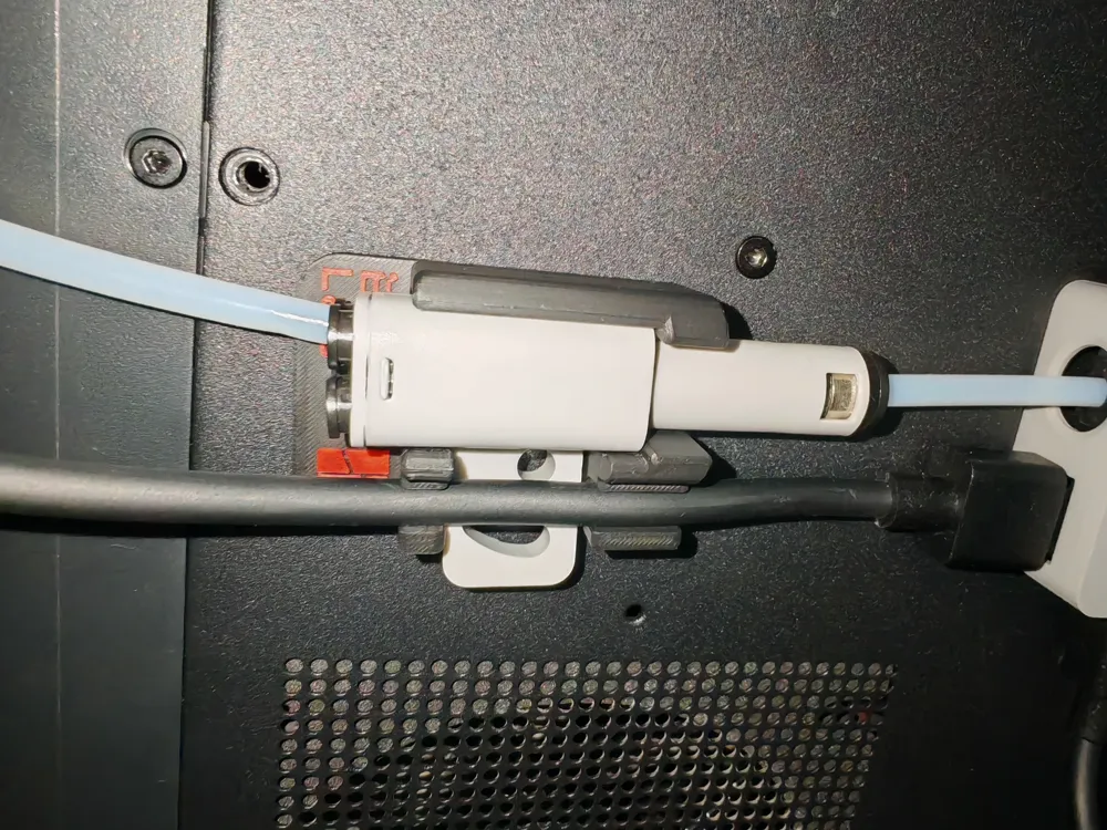 4-in-1 PTFE Adapter Mount for Bambu Lab by Shin MakerWorld: Download ...