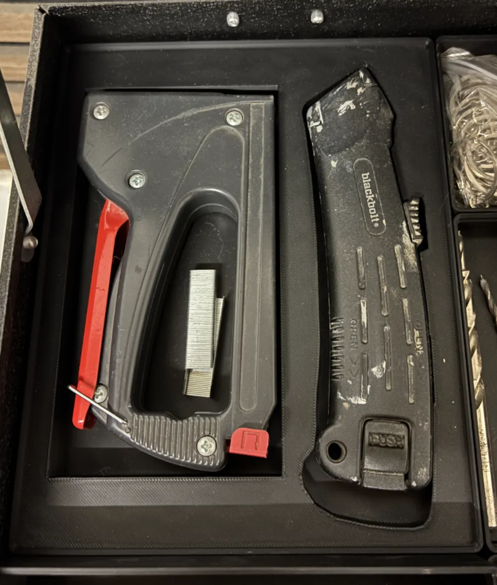 Gridfinity Blackbolt stanley knife + Staple gun by Petersen012 - MakerWorld