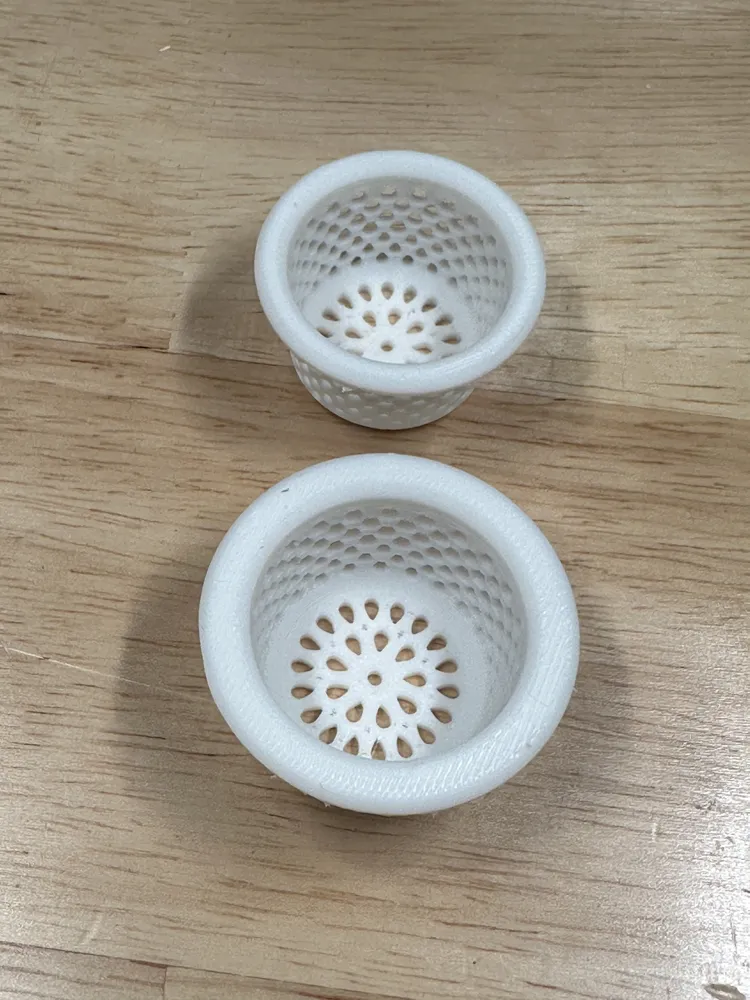 Parametric bathroom sink hair strainer small by etischer MakerWorld ...