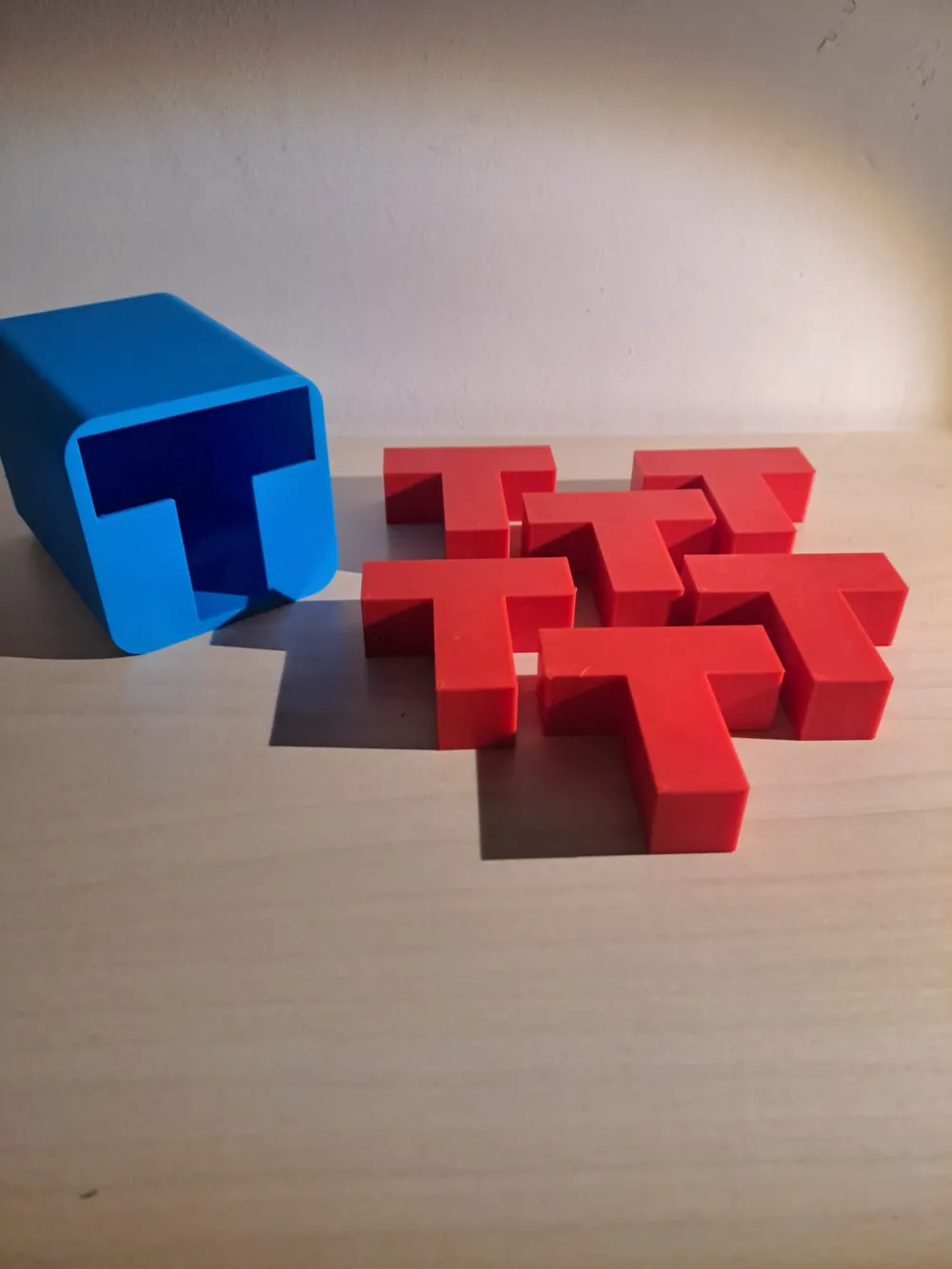 T-puzzle | 6 pieces puzzle box - Free 3D Print Model - MakerWorld
