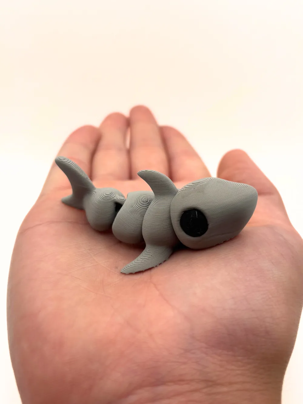 Mini Articulated Shark - Free 3D Print Model - MakerWorld