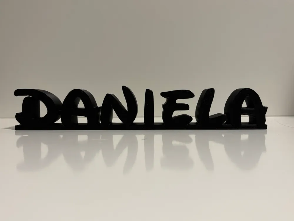 Daniela Disney-Style Lettering Display by korschi - MakerWorld