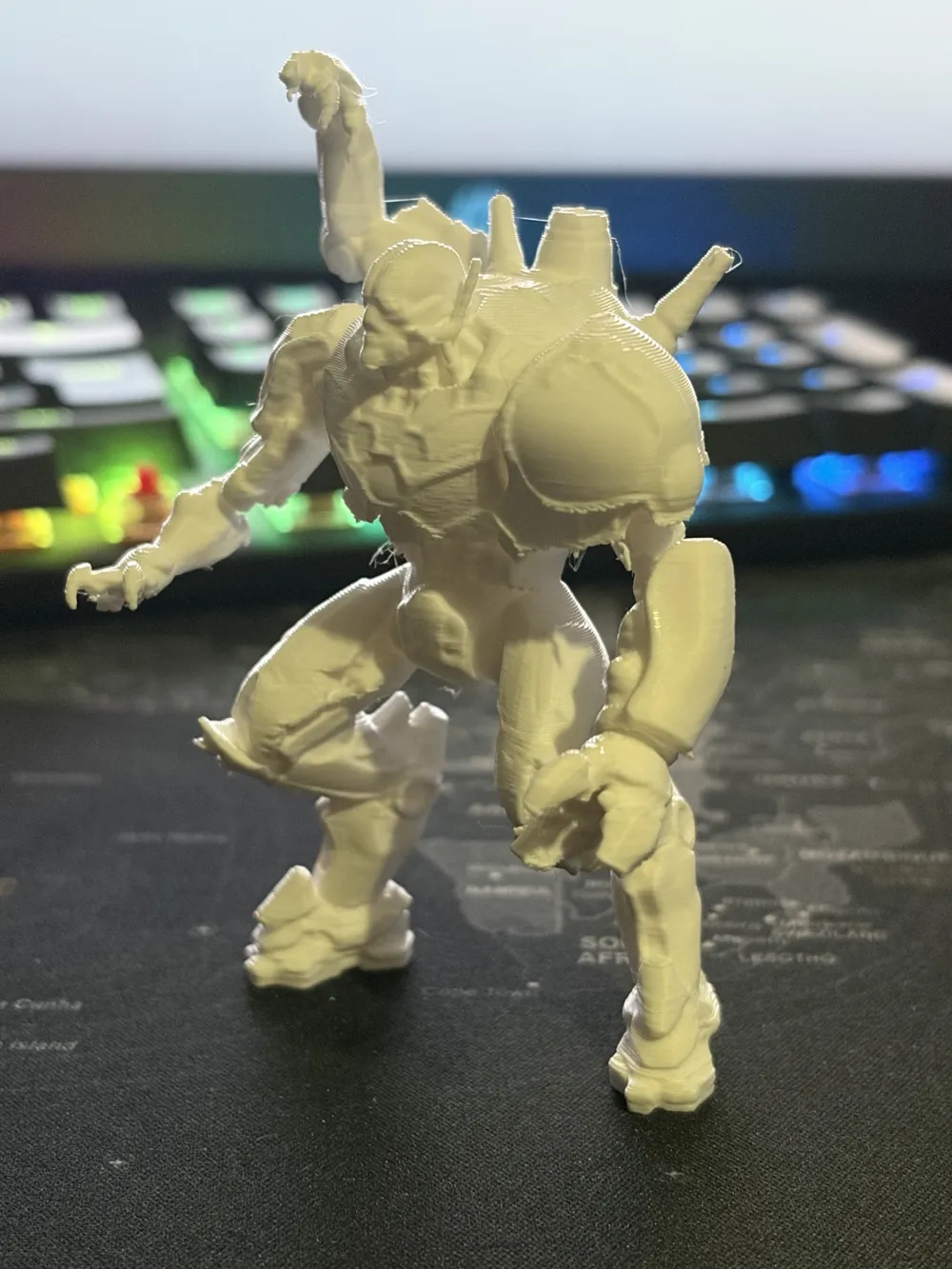 Crimson Typhoon Jaeger - Free 3D Print Model - MakerWorld