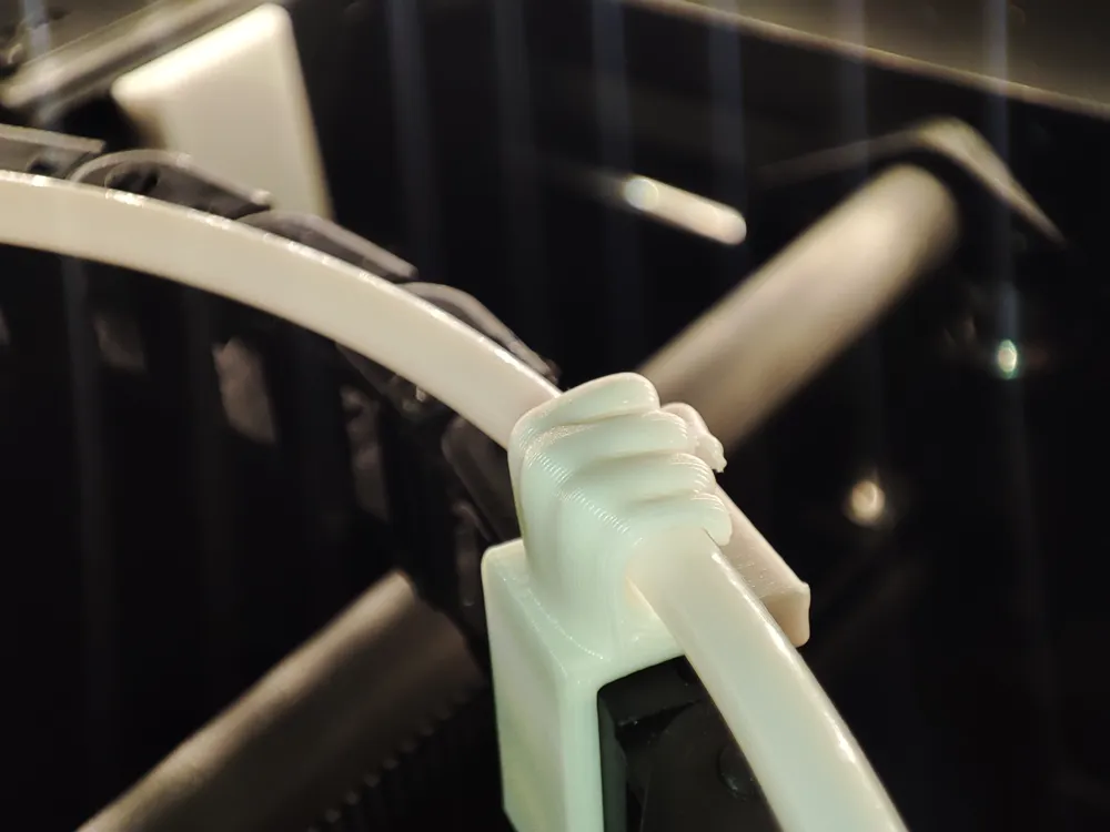 Cable Chain PTFE Tube Clip (Rocky) by Langa__ - MakerWorld