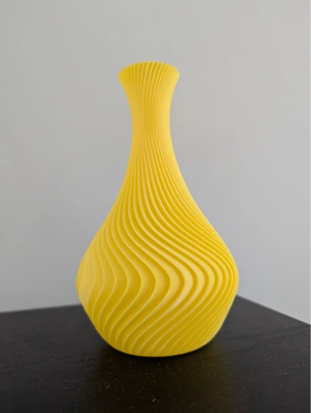 Helix Vase by bixi - MakerWorld
