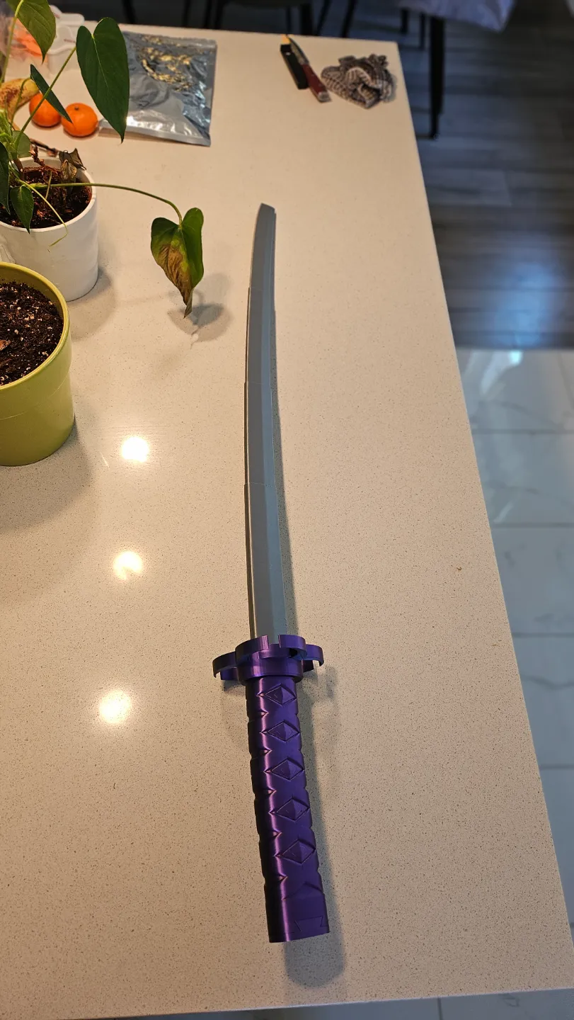 Katana V2 Espada Samurai Pip bicolor sin AMS por BluePrint3d MakerWorld: Descarga Modelos 3D ...