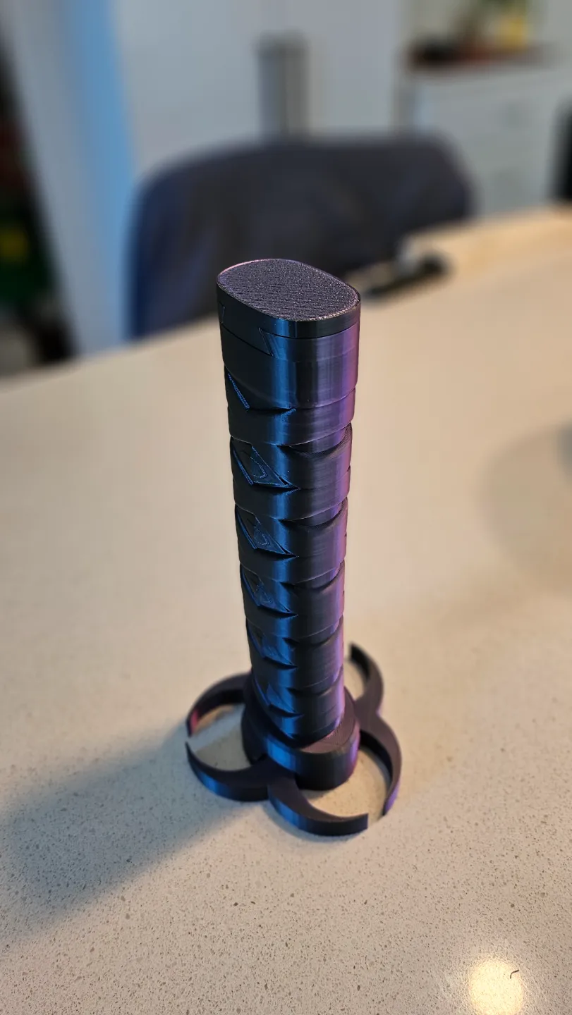 Katana V2 Samurai Sword Pip dual color no ams by Tommy Gun MakerWorld: Download Free 3D Models