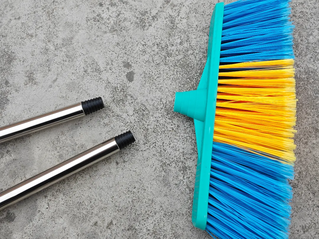 22mm diameter broom handle threaded head + end cap + hanging loop ...