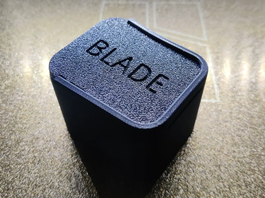 clean Blade Disposal Container - Free 3D Print Model - MakerWorld