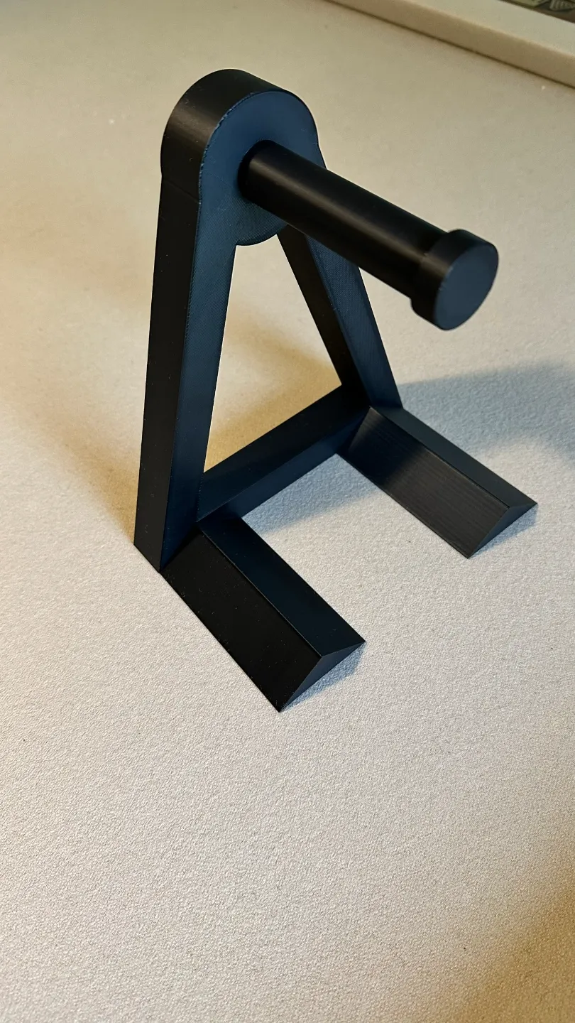 Desk Stand Small Spool Holder by Tinyshankers - MakerWorld