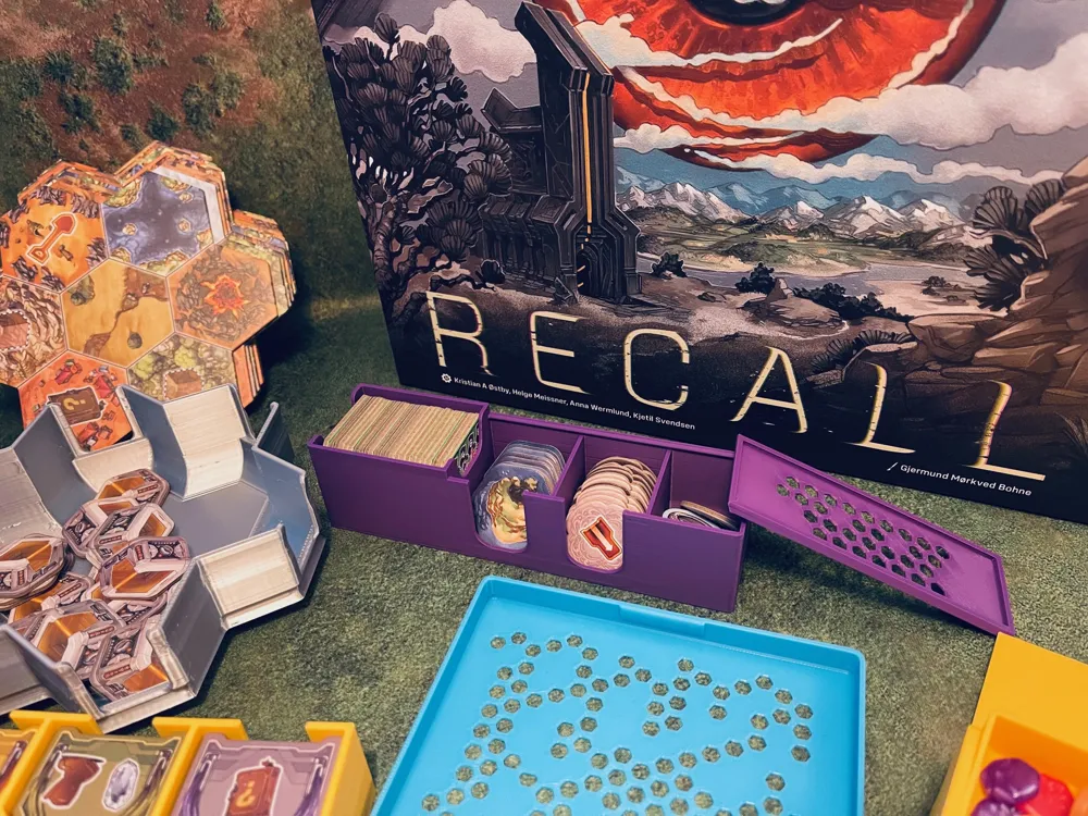 Recall Board game insert - Free 3D Print Model - MakerWorld