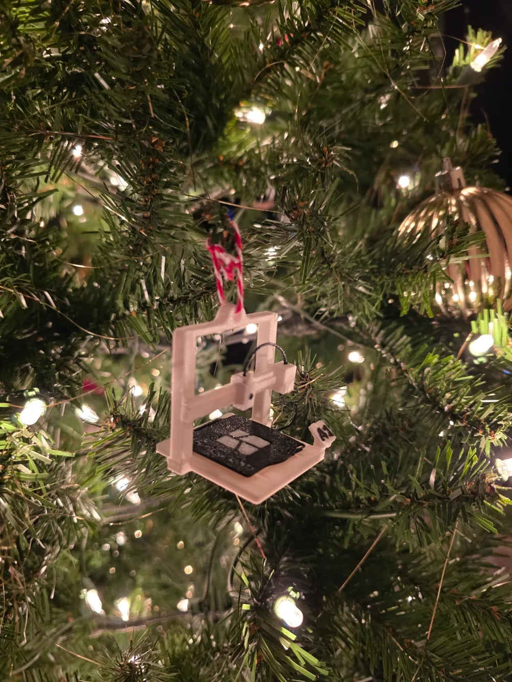 Bambu Lab A1 Christmas Ornament by SilvestreDesignLab - MakerWorld