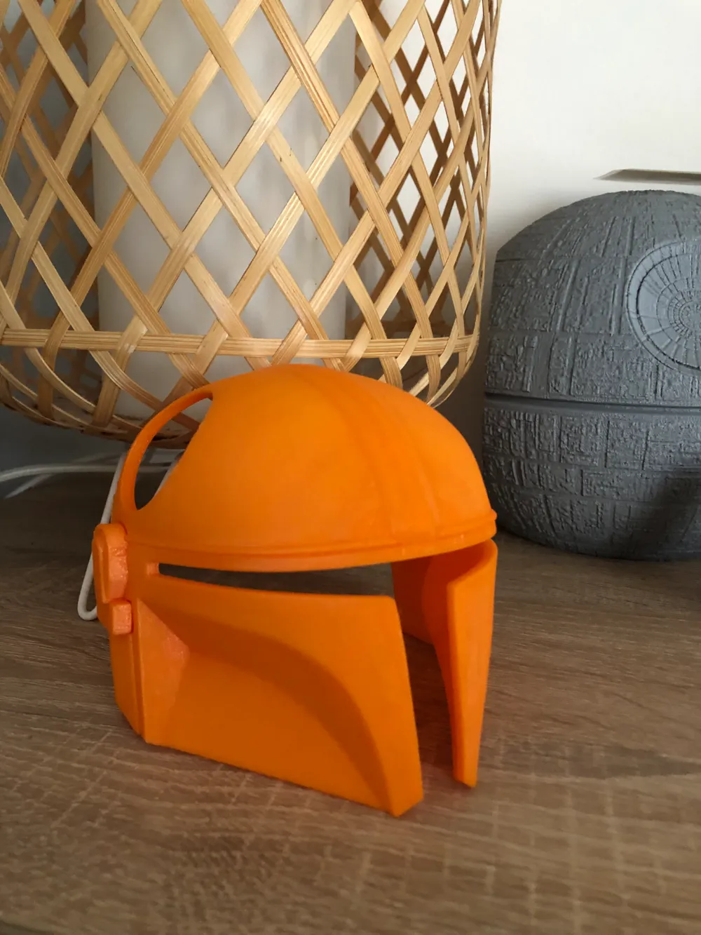 Mandolorian Cat Helmet by BlenderHead MakerWorld: Download Free 3D Models