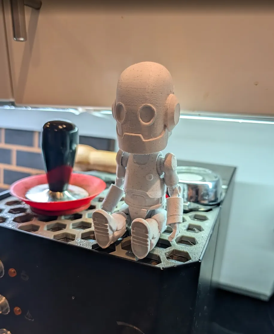 Friendly Robot - Free 3D Print Model - MakerWorld