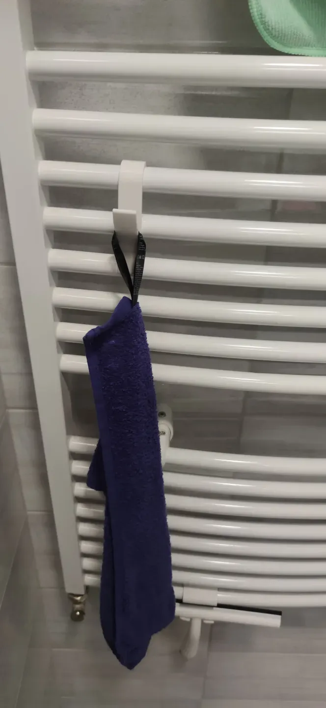 Bathroom radiator towel hanger by HrvL3D - MakerWorld