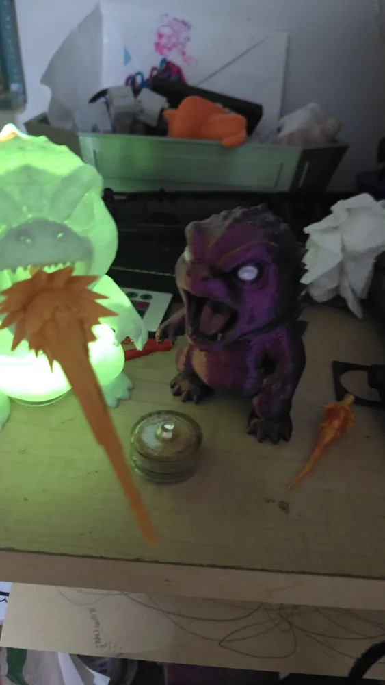 Bebé Godzilla por EVERYTHINGPLUSULTRA MakerWorld: Descarga Modelos 3D ...