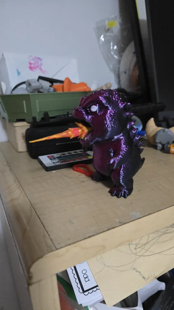 Bebé Godzilla por EVERYTHINGPLUSULTRA MakerWorld: Descarga Modelos 3D ...