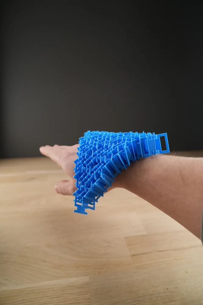 Flexi Grid - Free 3D Print Model - MakerWorld