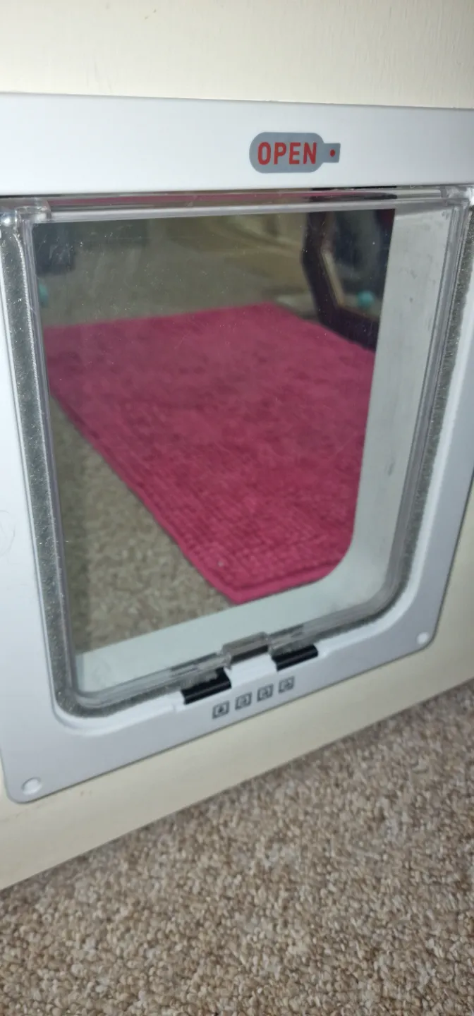 Cat Flap Tighter Sliding Locks Cat Proof by Adaks - MakerWorld