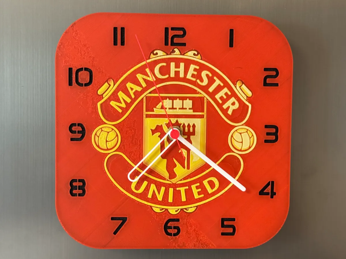 Wall / Desk Clock Manchester United - Free 3D Print Model - MakerWorld