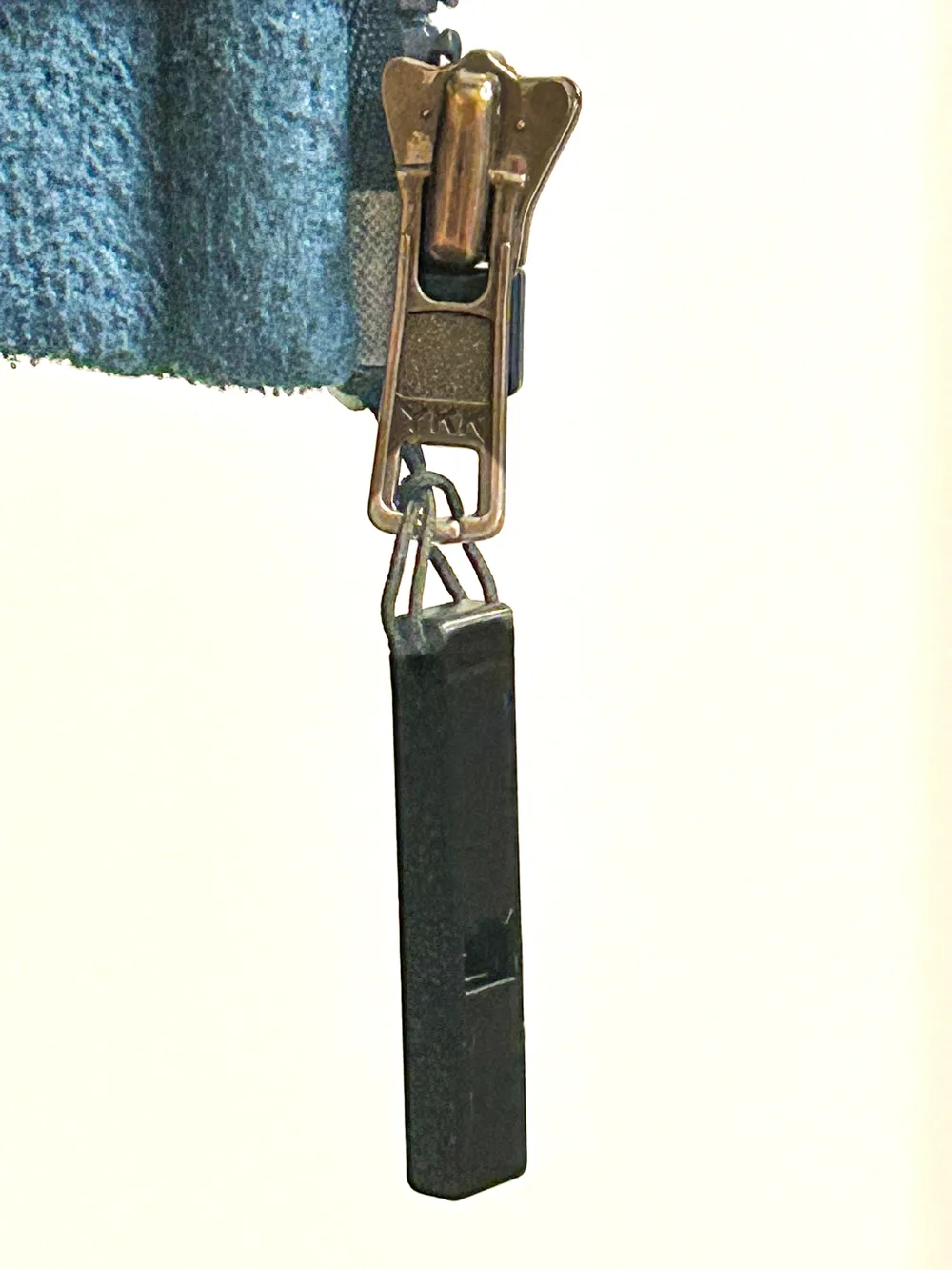 Zipper Pull Whistle by 3DEngineering MakerWorld: Download Free 3D Models