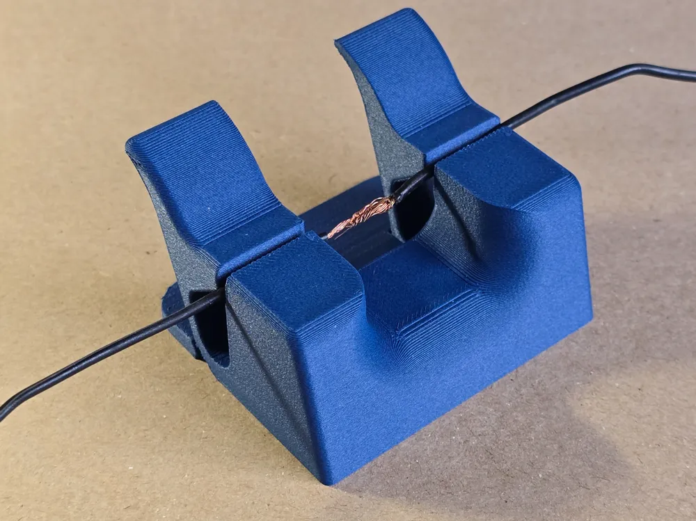 Soldering Wire Holder - spring clamp version by monkeyfinger - MakerWorld