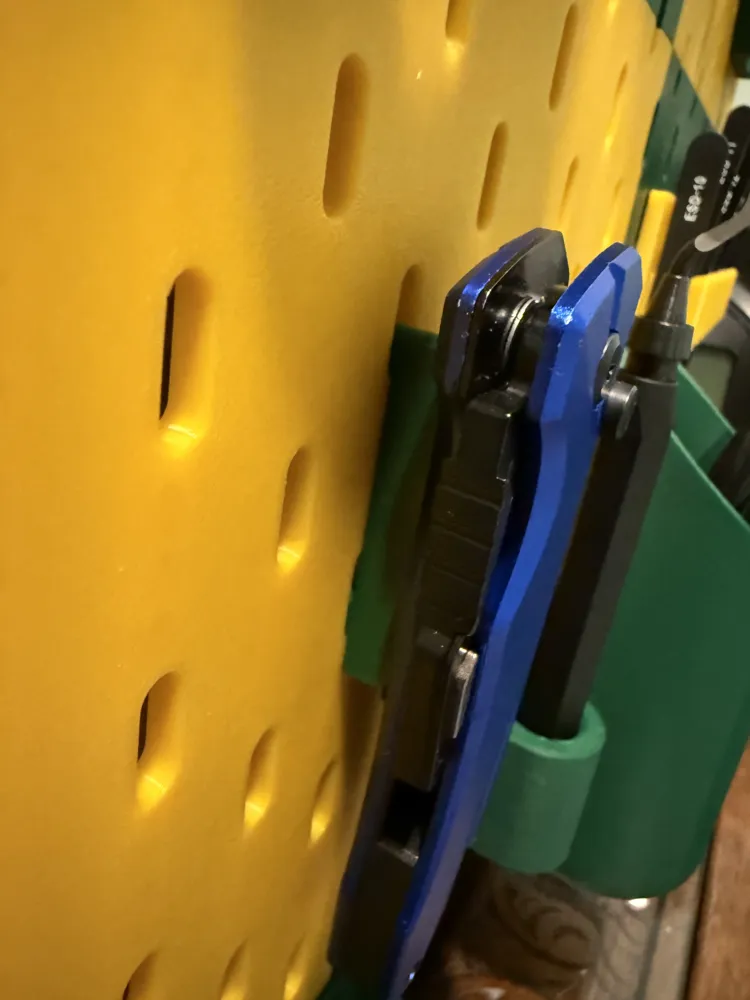 IKEA SKADIS Workpro Knife Clip - Free 3D Print Model - MakerWorld