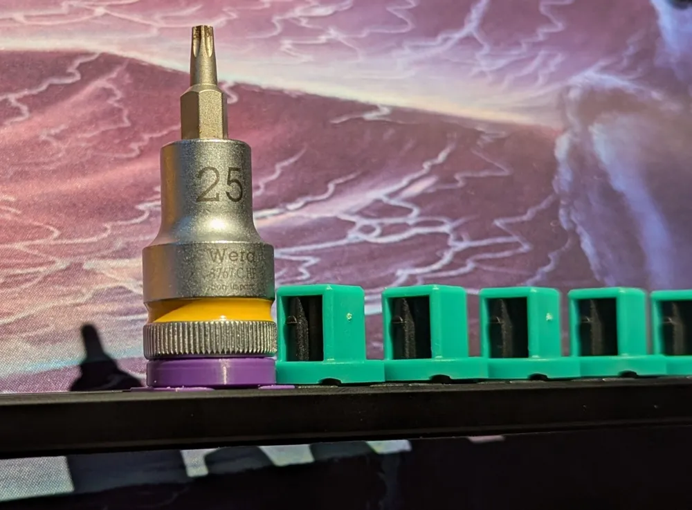 Wera Socket Rail Twist-Style Adapter 1/2 Inch by user_3847270969 ...