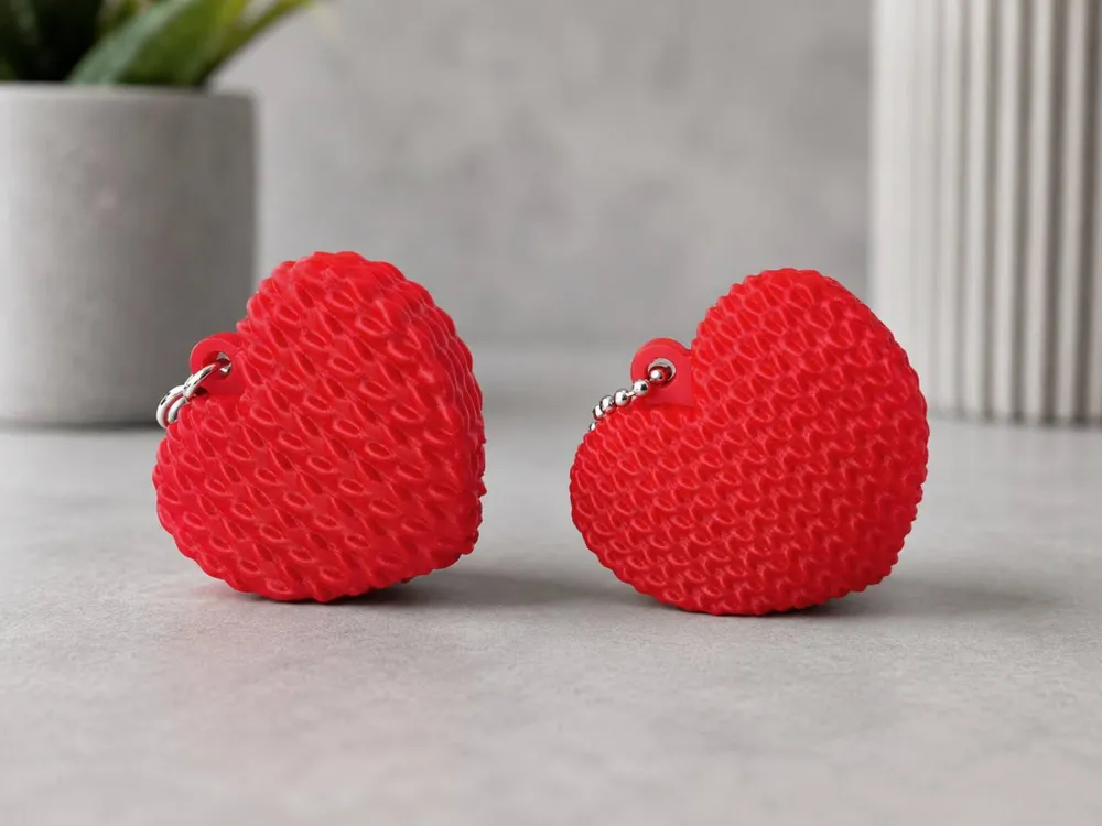 Knitted heart keychain - Free 3D Print Model - MakerWorld