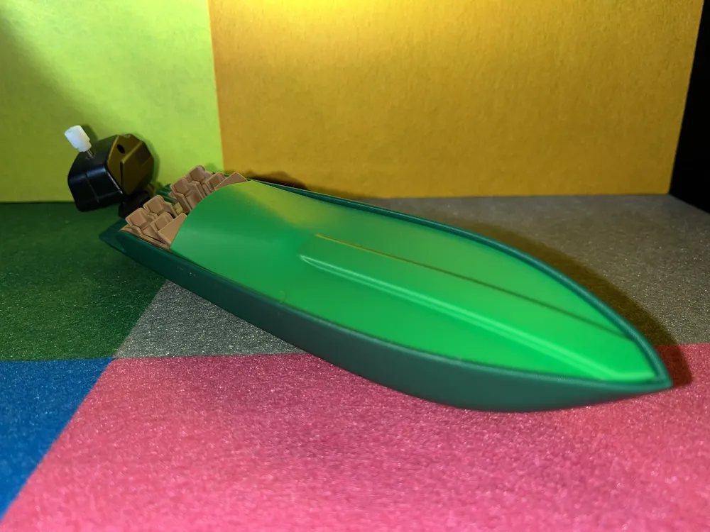 HO Train Scale Cigarette Boat 55' - Free 3D Print Model - MakerWorld