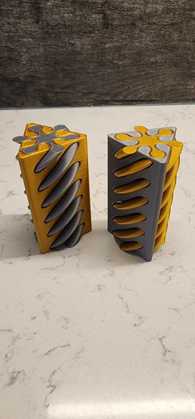 Passthrough Fidget - Triangle Version by SunM MakerWorld: Download Free 3D Models