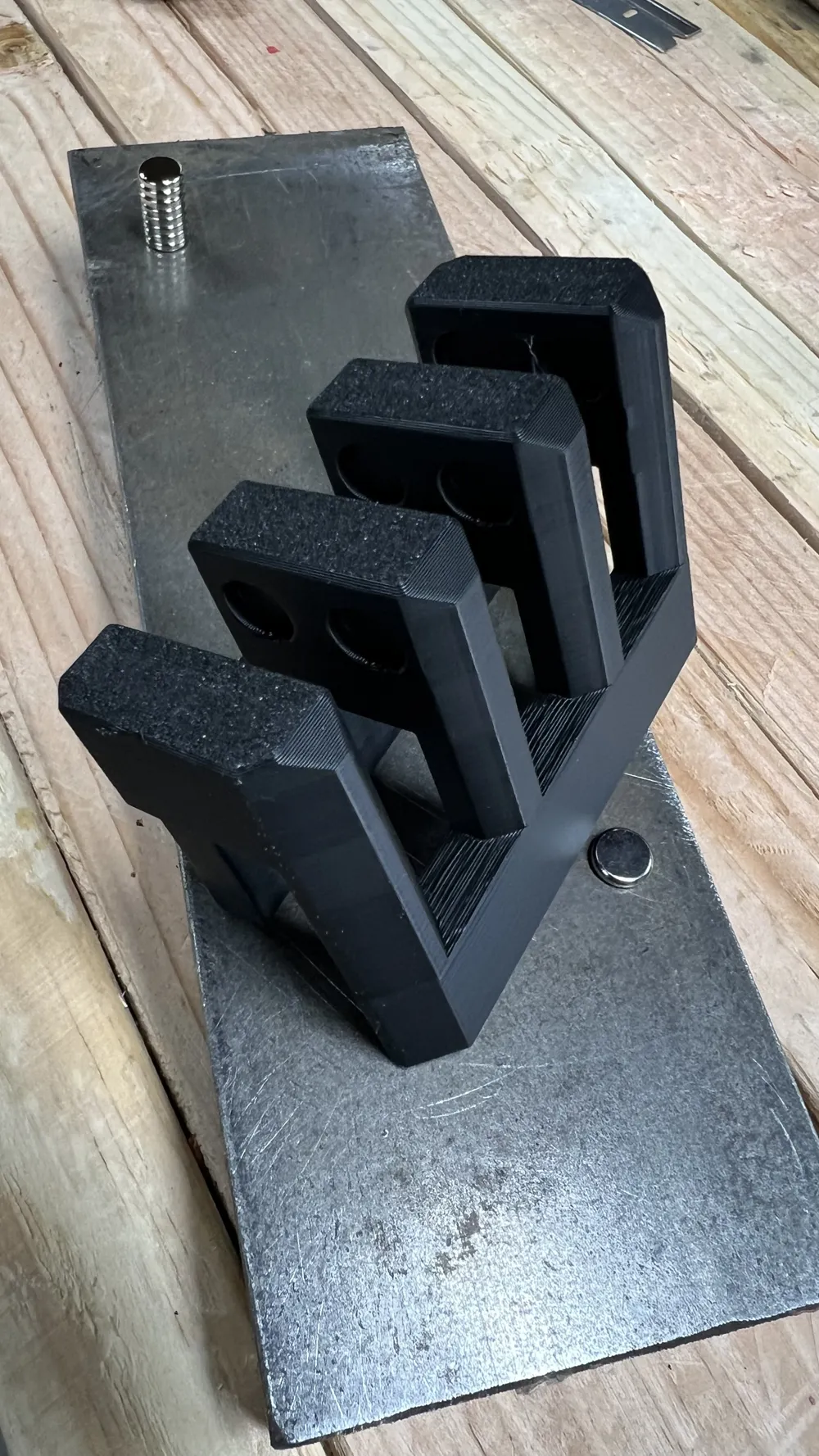 Magnetic Finger Joint Jig for Hand Saw Joinery - Free 3D Print Model ...