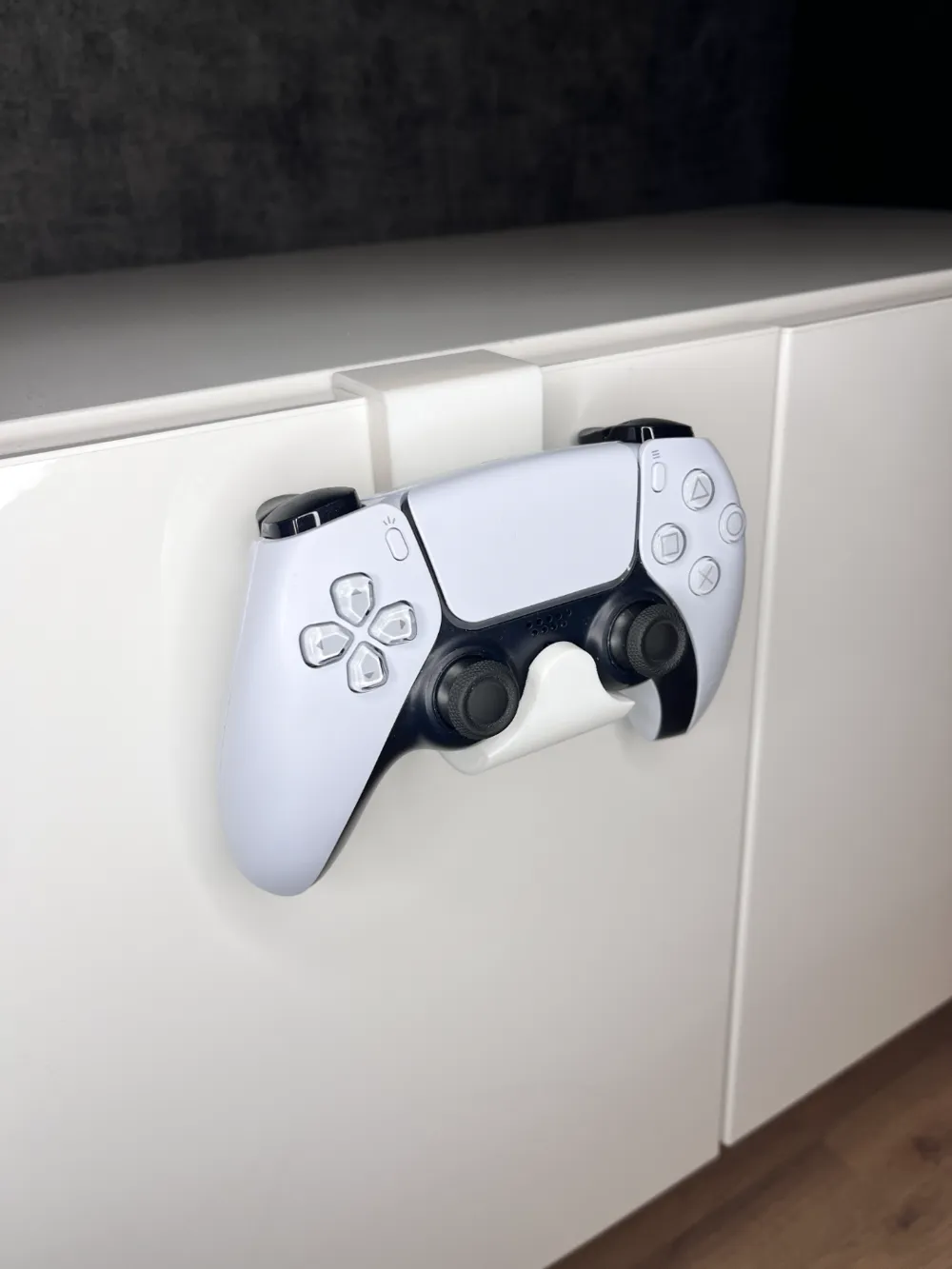 IKEA Besta PS5 dual sense controller holder mount by René MakerWorld ...