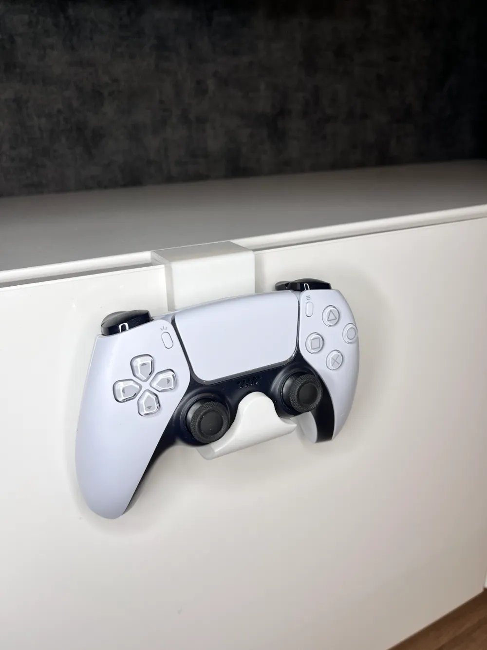 IKEA Besta PS5 dual sense controller holder mount by René MakerWorld ...