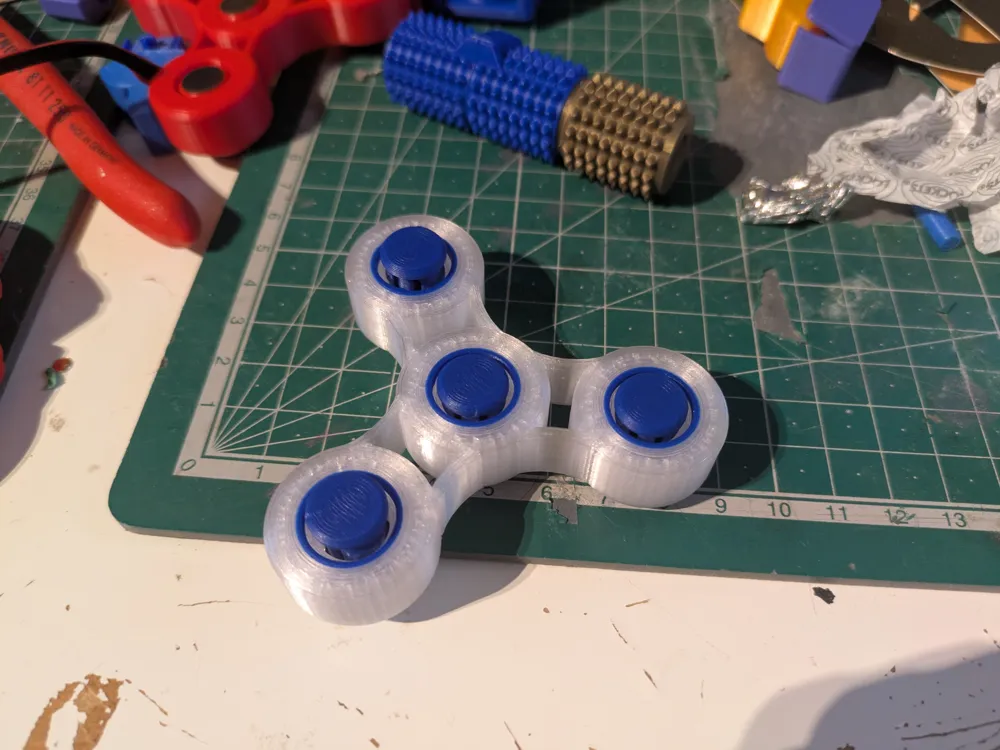 Bubble wrap pop spinner fidget by taylormadearmy MakerWorld: Download ...