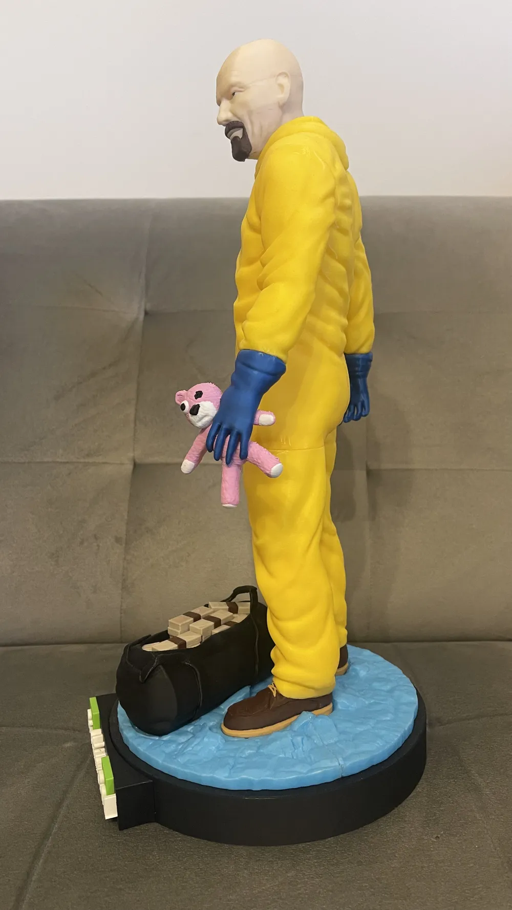 Walter White Breaking Bad AMS 42 cm Remixed by Palucz MakerWorld ...