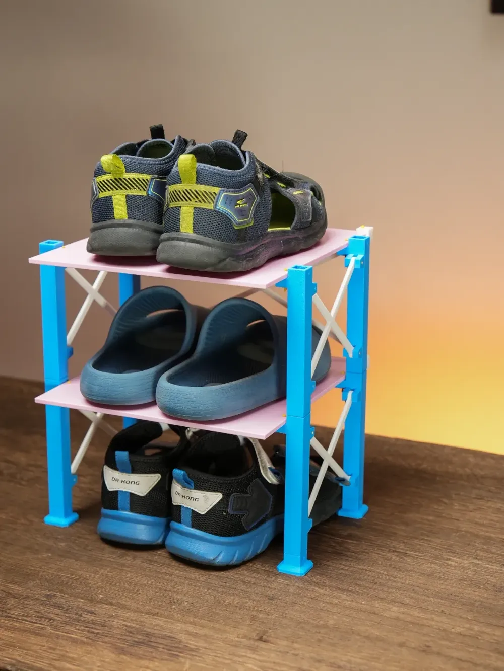 Modular children's shoe rack, infinitely expandable, height-adjustable ...