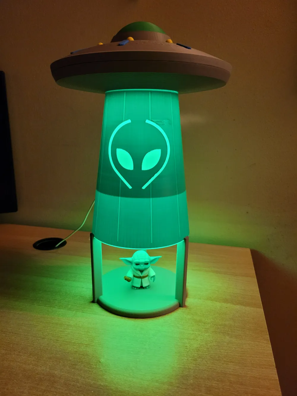 UFO lamp- Alien by Filippo02 - MakerWorld