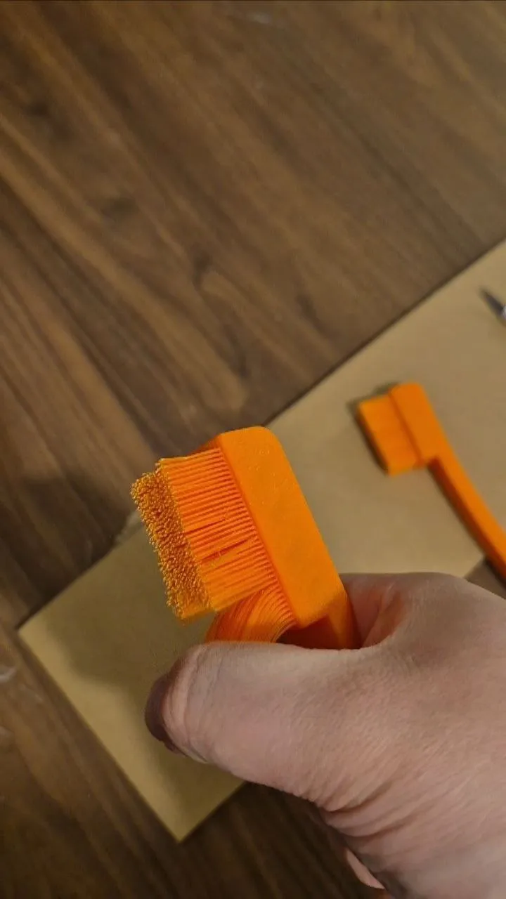Print-in-Place Brush: 2 Brushes in 1 Print! by ShaggyLover - MakerWorld