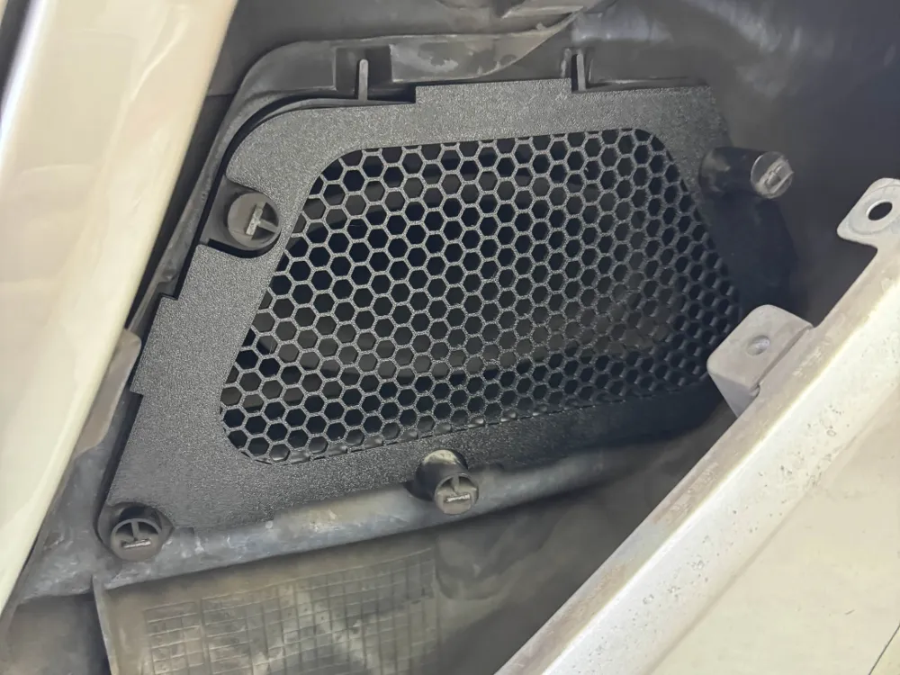 Porsche 987 Cayman/Boxster Air Intake Mesh Cover by moe - MakerWorld