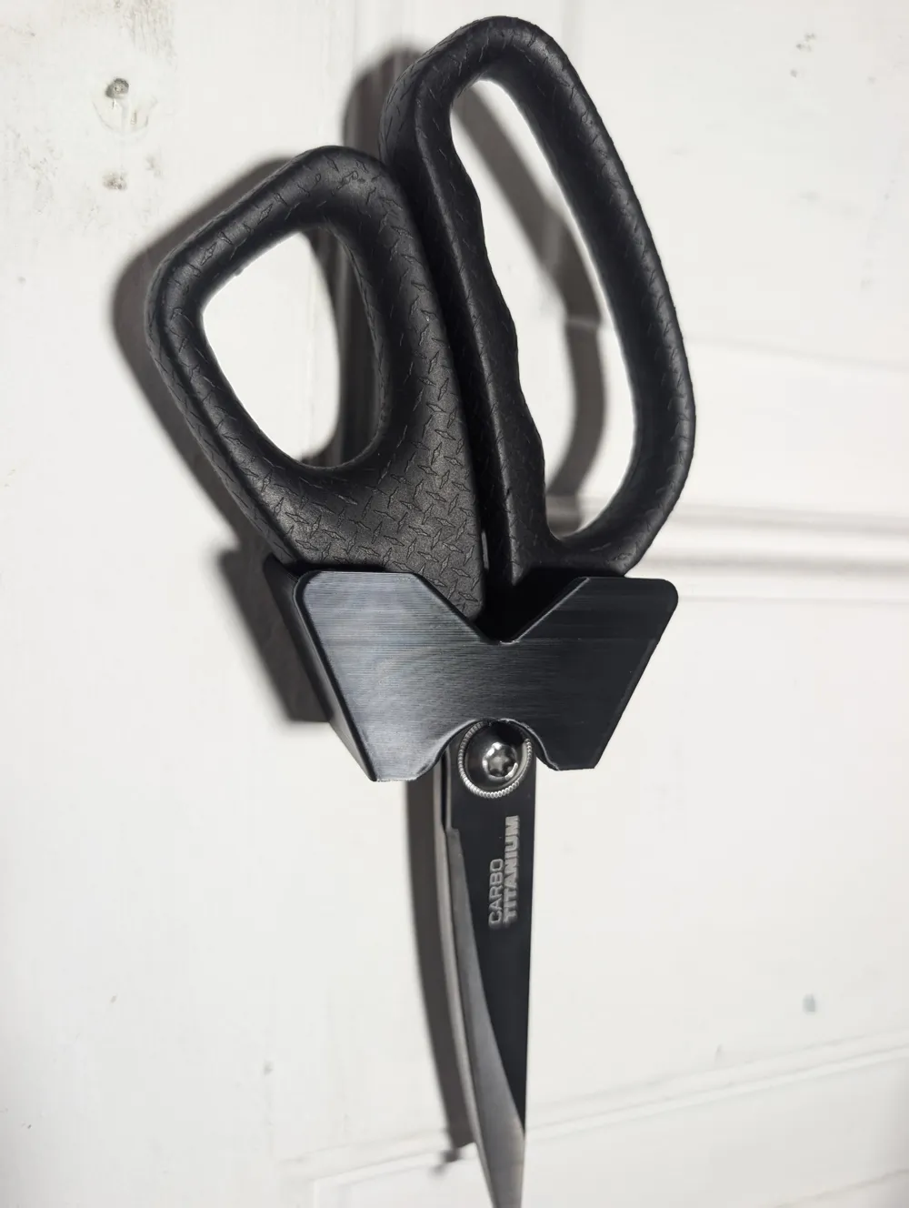 Universal Scissor, Plier, and Snips Holder by mshy MakerWorld: Download ...