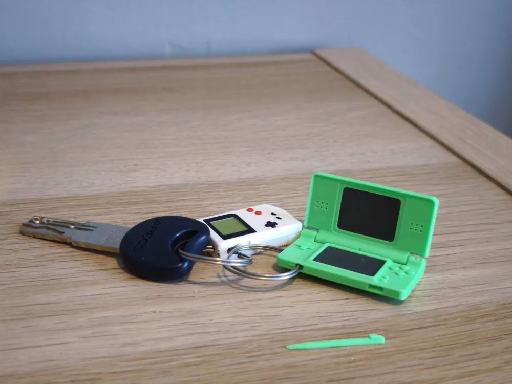 Nintendo DS Lite (Blank Man & Key Chain Editions) - Free 3D Print Model ...