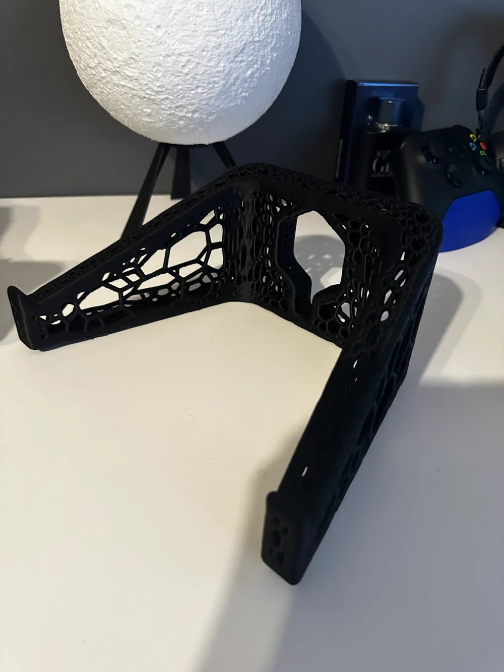 Laptop Stand by Vixvvo 3D - MakerWorld