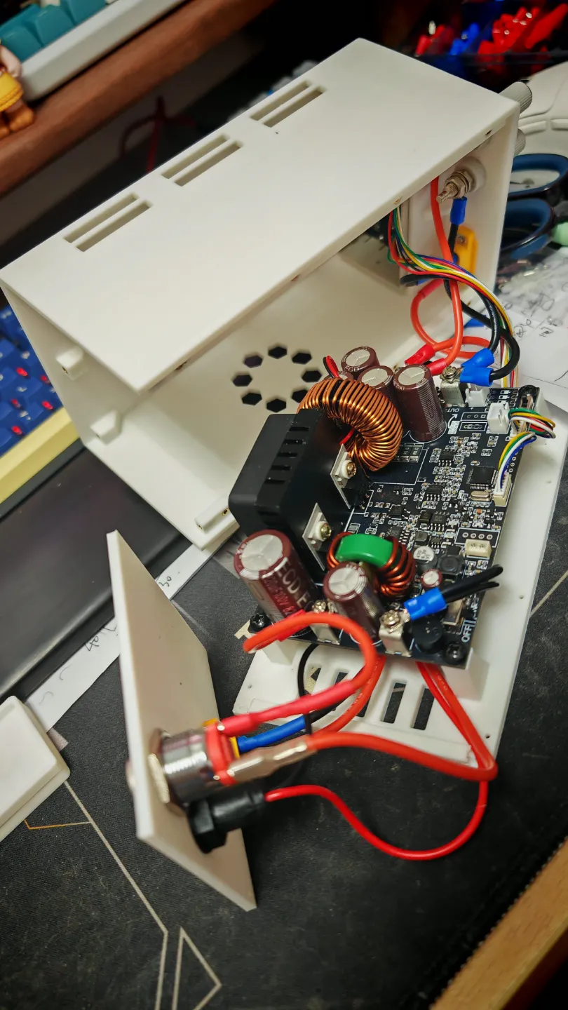 XY7025 Adjustable Power Supply Enclosure by 咚咚锵 MakerWorld: Download ...