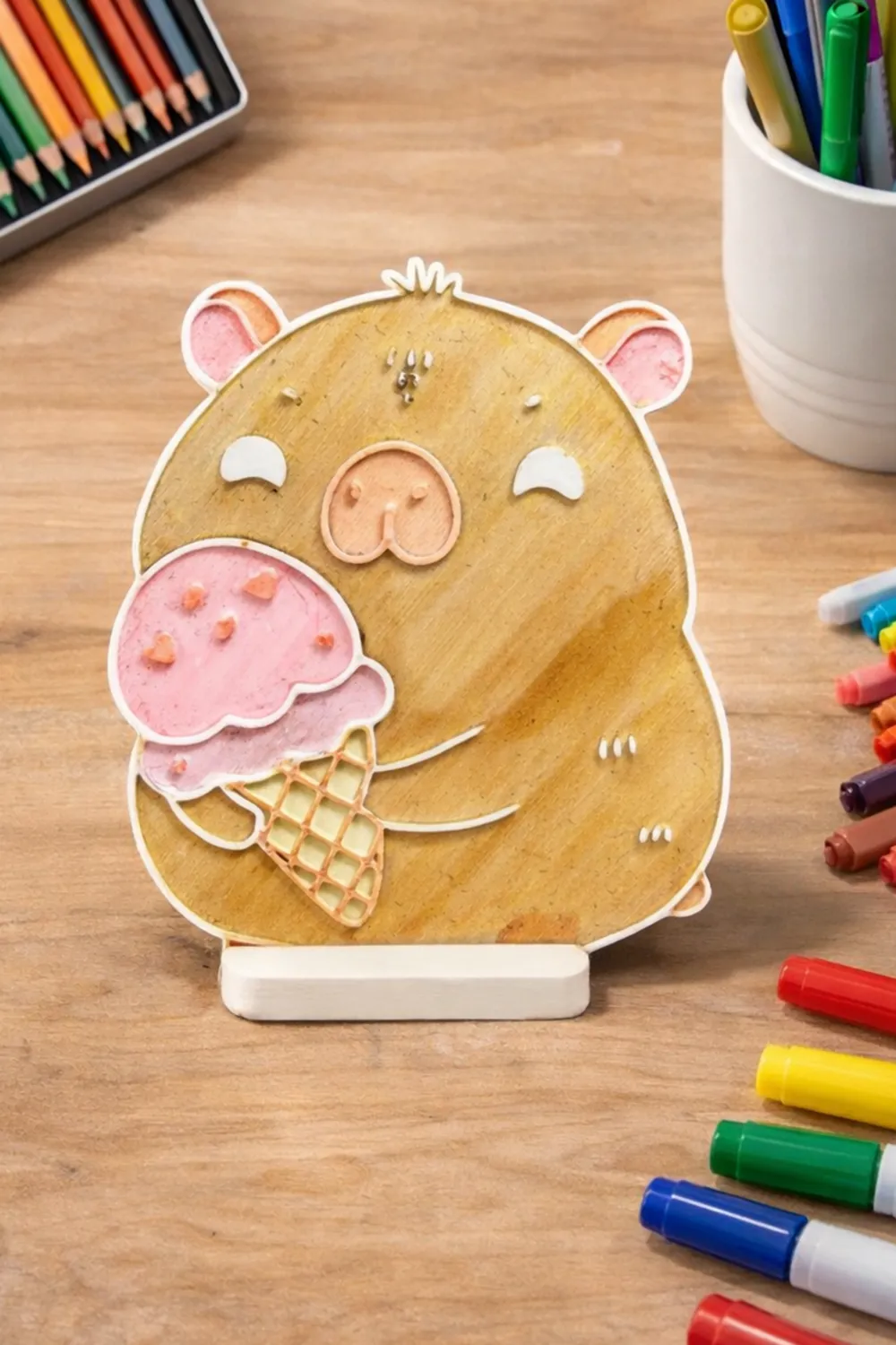 Capybara Colouring Set with Stand - Free 3D Print Model - MakerWorld