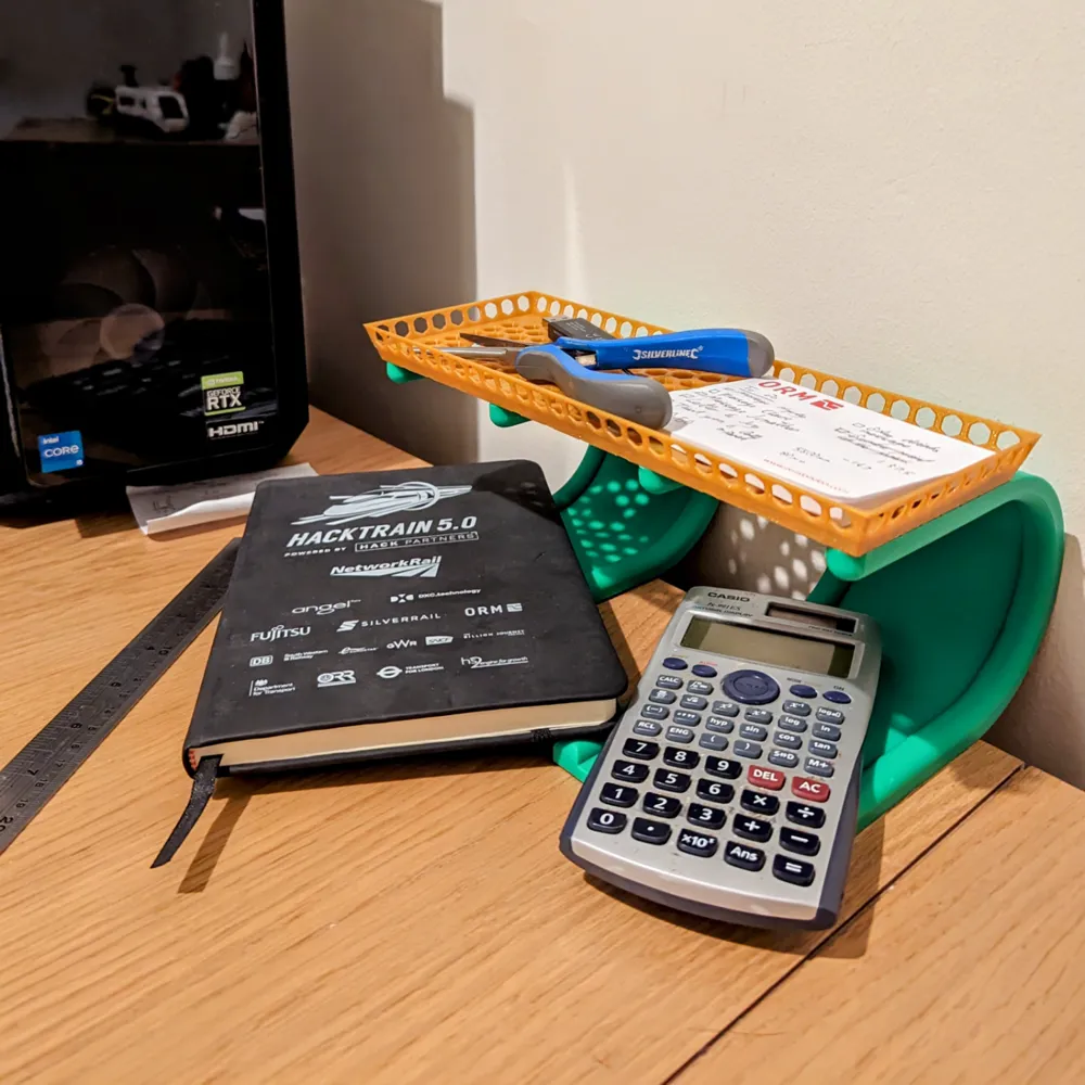 Cantilevered freestanding shelf by james.h.s.brown - MakerWorld