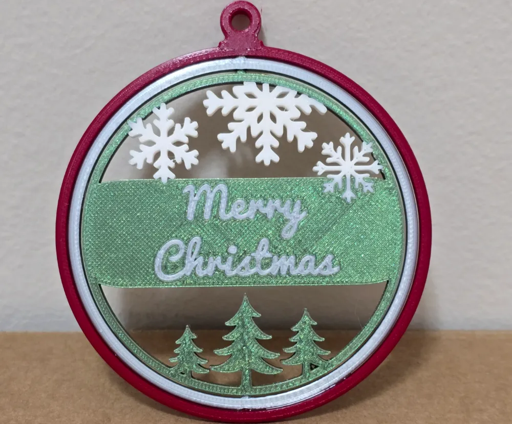 Spinning Christmas Ornament by GeneralPattonWW2 - MakerWorld